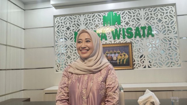 Srikandi PKS Sulsel Meity Rahmatia Bismillah Maju Senayan Tahun 2024